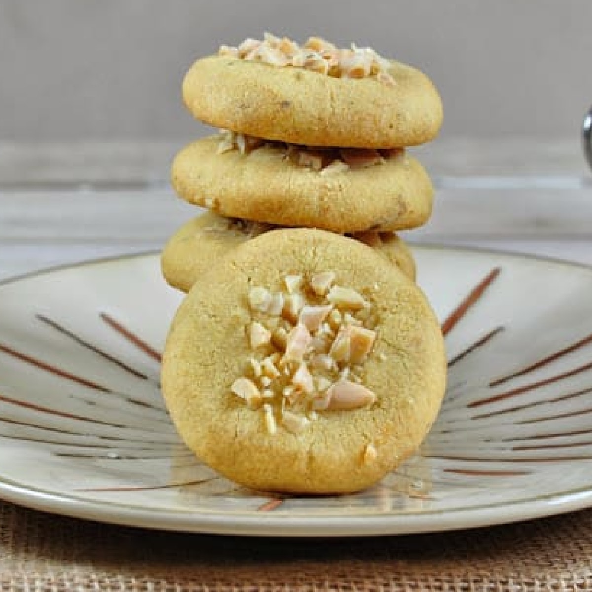 Nankhatai: Eggless Shortbread Cookies: Indian style - Zesty South ...