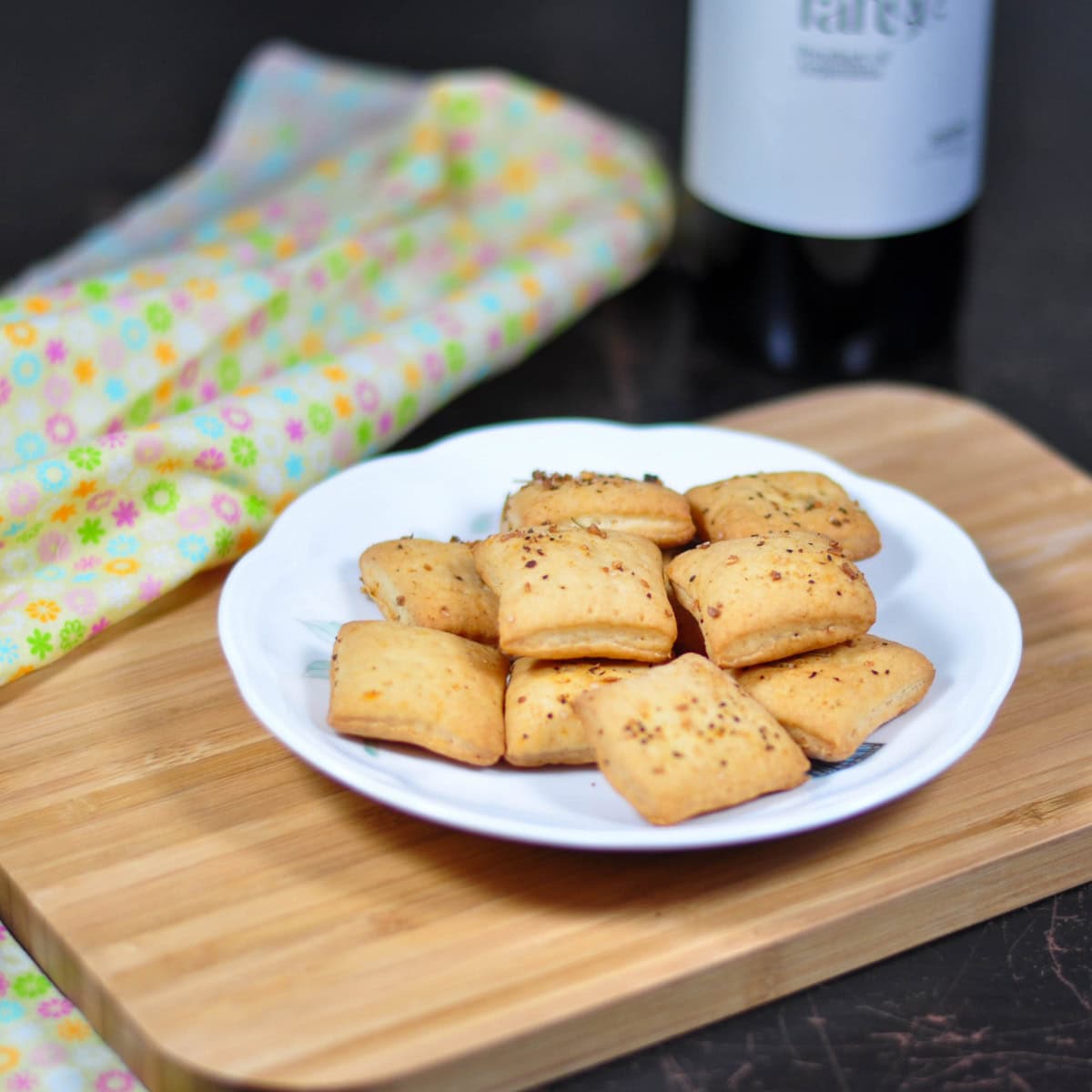 Homemade Soda Crackers - Zesty South Indian Kitchen