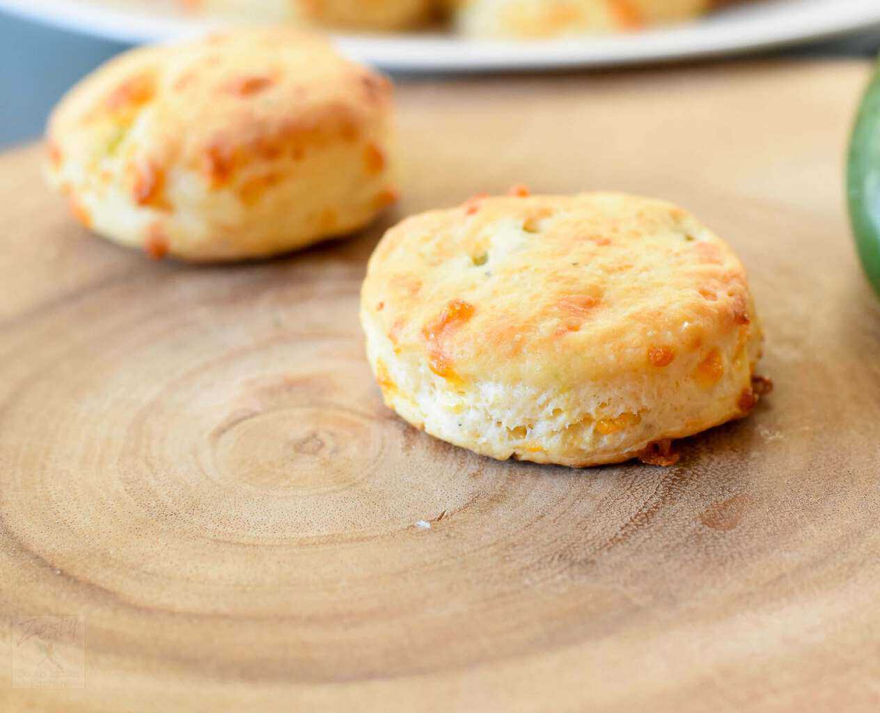 Jalapeño Cheddar Biscuits - Zesty South Indian Kitchen